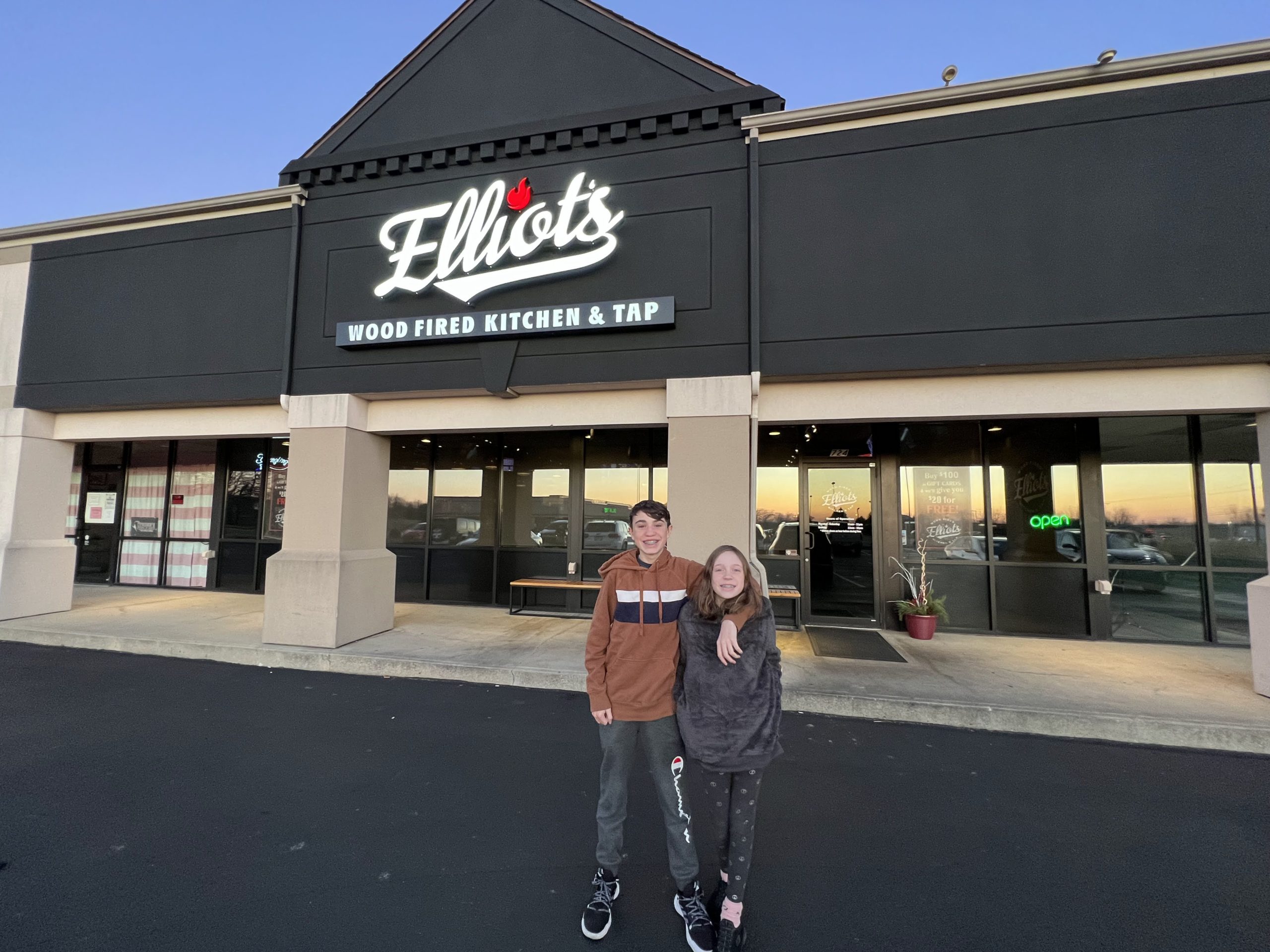 Elliot’s Wood Fired Kitchen & Tap - Dining With Dad